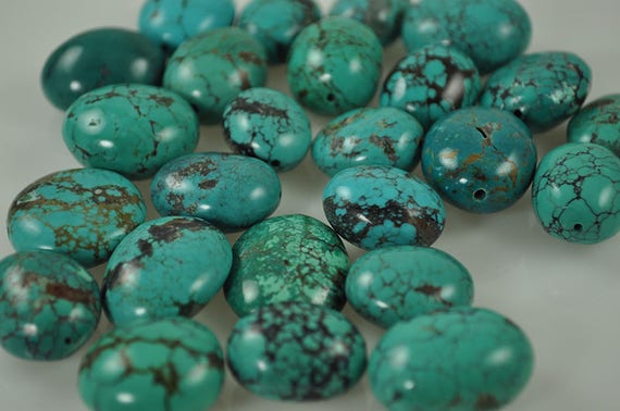 8 Medium Turqoise Chunk Sizes Range From 21 to 35mm Beads | Etsy