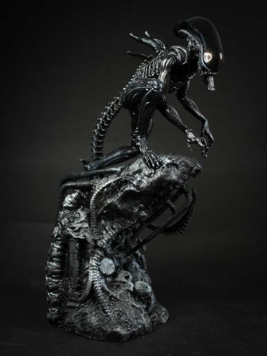 Alien Xenomorph Resin Statue - Etsy