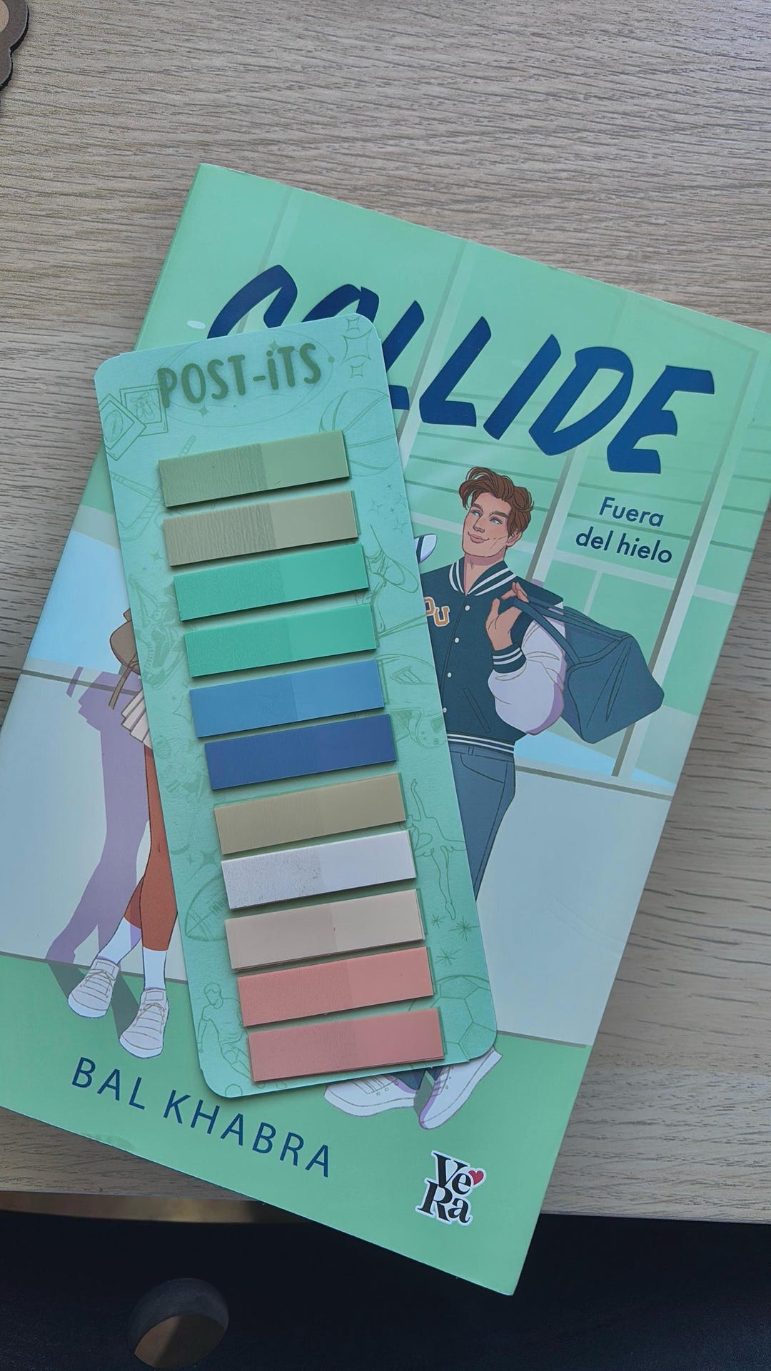 Cute Post-it Holder | Annotation Key for Reading Lovers | Bookmarks ...