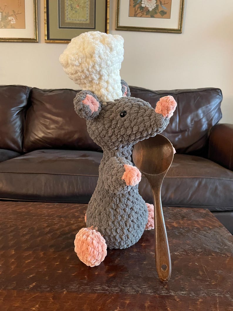 Crochet Pattern - Pablo the Rat - Etsy