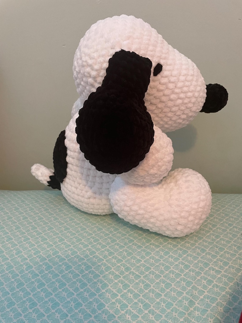 Crochet Snoopy Plushies Pattern - Etsy