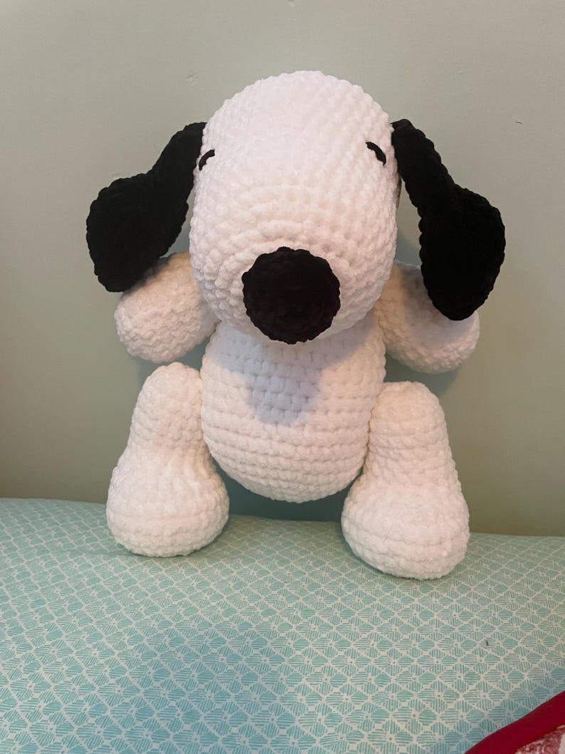 Crochet Snoopy Plushies Pattern - Etsy