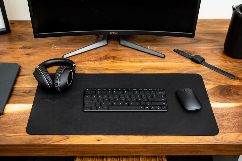 Top-quality Black Leather Desk Pad Spill-resistant & Doesn't Warp Terra ...