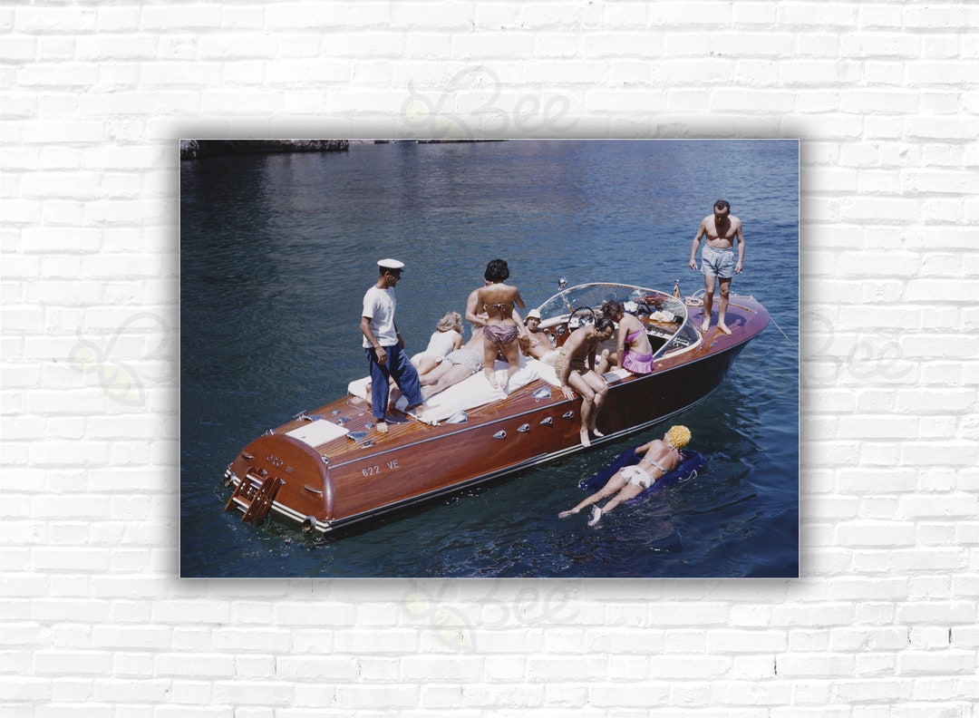 Slim Aarons Holiday in Capri Print/poster - Carla Vuccino and Bianca ...