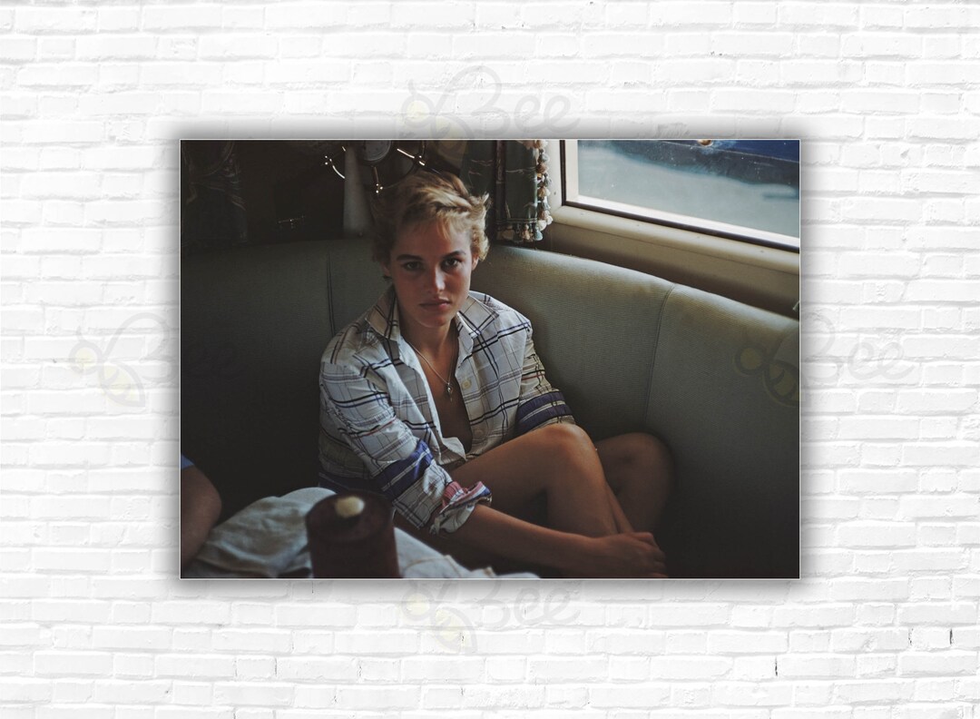 Slim Aarons Ursula Andress Print/poster - Swiss Actress Ursula Andress ...