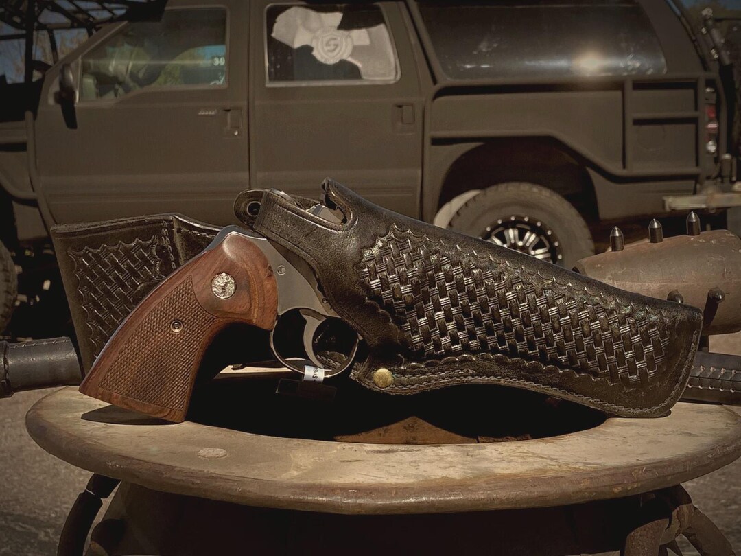 Tex Shoemaker Basketweave 47A Holster for Colt Python 6" – Walking Dead ...