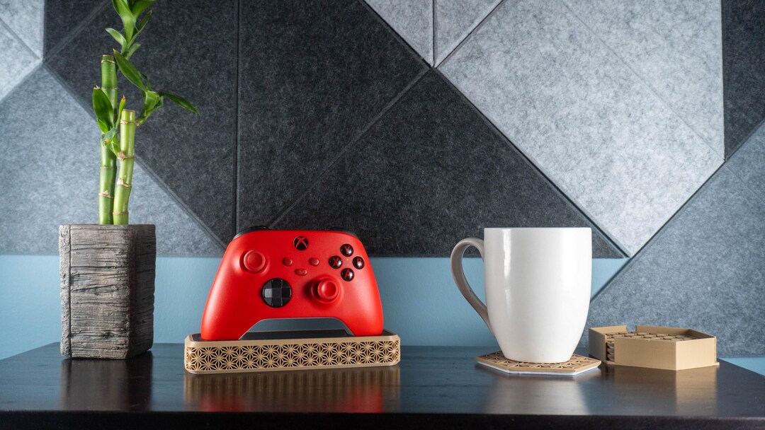 3D Printed Game Controller Stand Kumiko-inspired Design for Xbox, PS5 ...