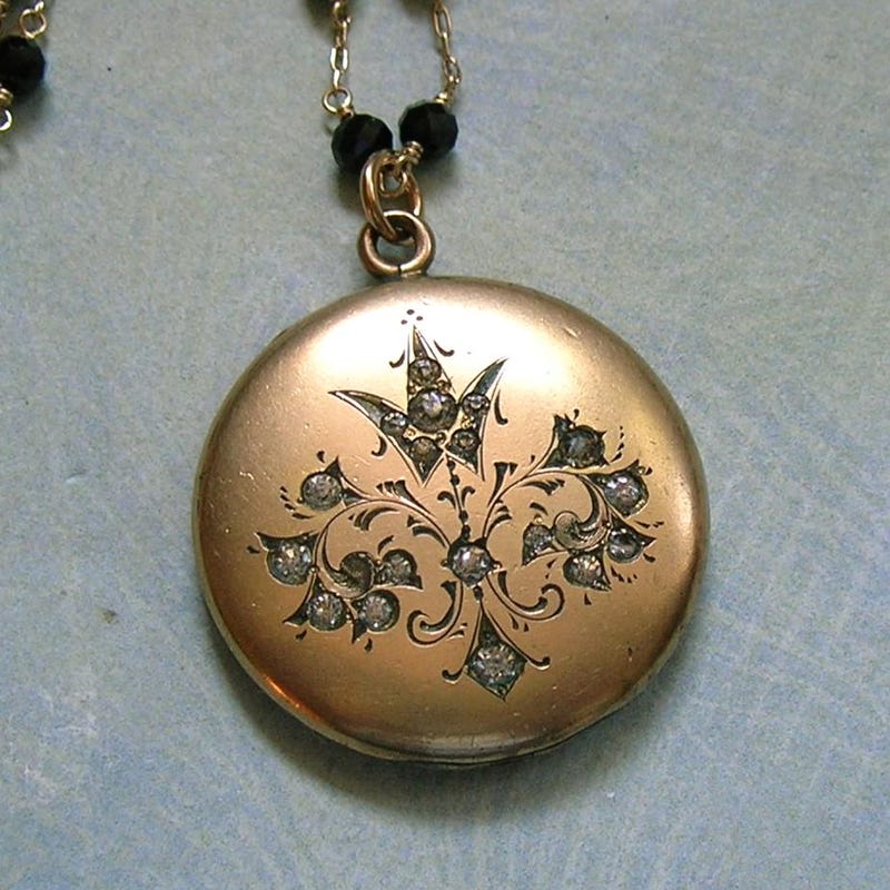 Antique Locket Necklace - Etsy