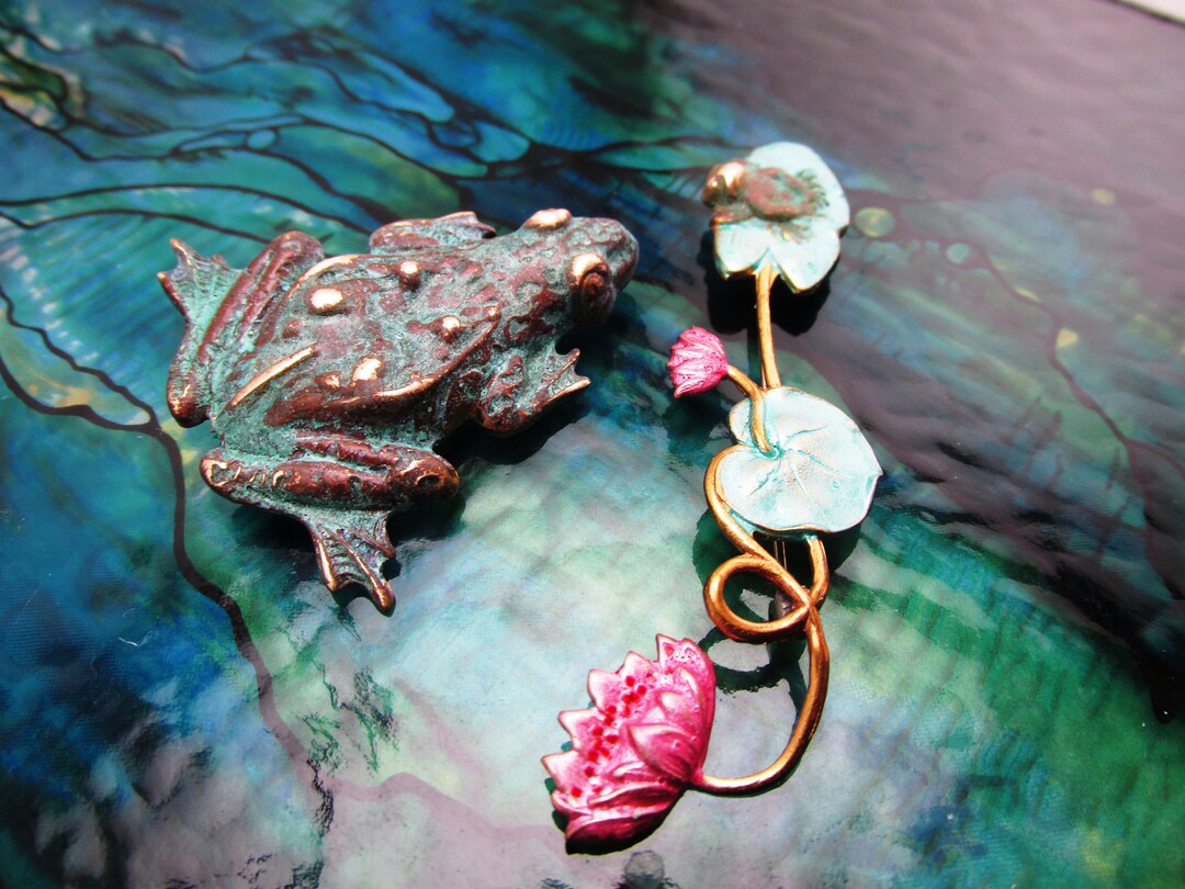 Lotus and Frog or Toad Pins Lot Vintage Verdigris Pins 2 Toads and ...