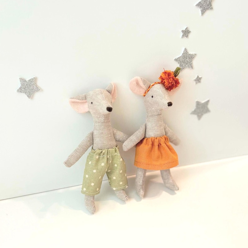 Tiny Mouse Mini - Etsy