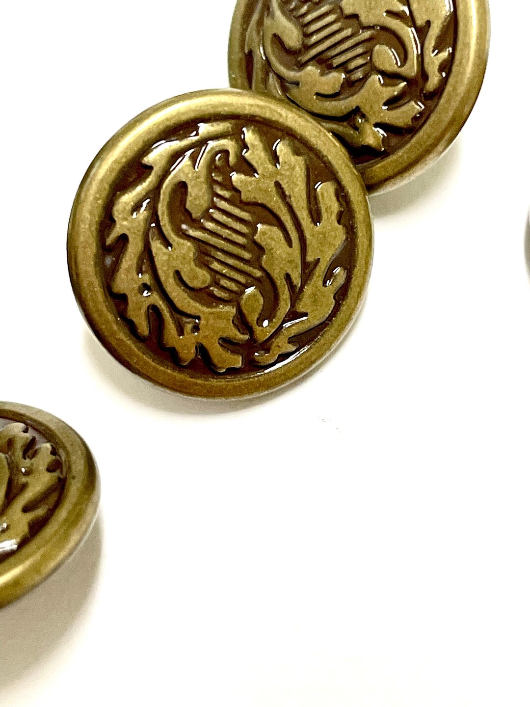 Vintage 70s Antiqued Brass All Metal Buttons Metal Shank Acanthus ...