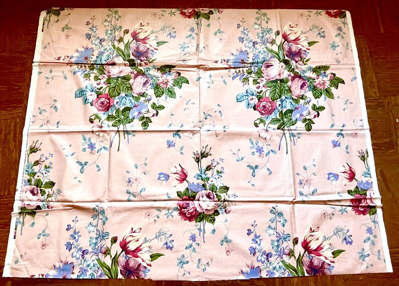 Vintage Jay Yang for Fabriyaz Peach-pink OR Charcoal Floral Chintz ...