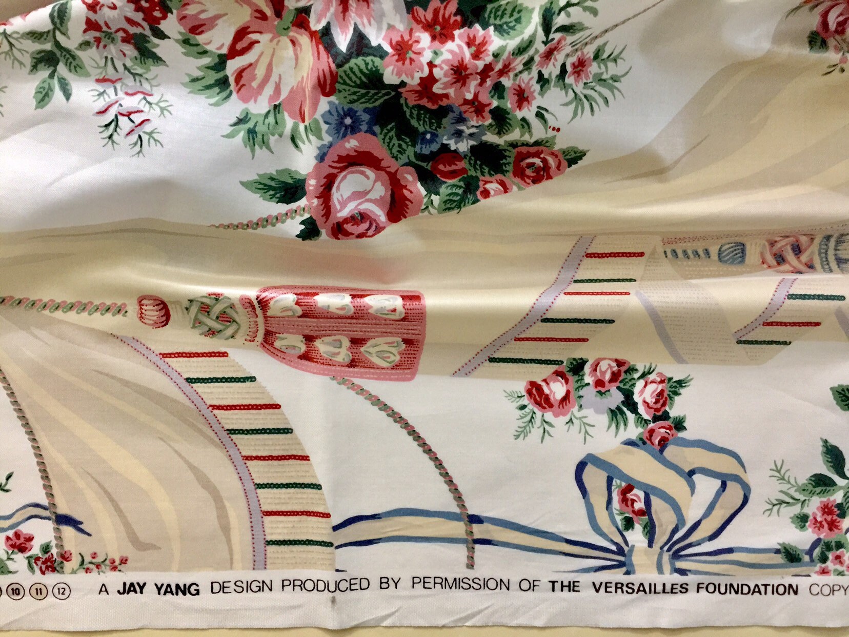 Vintage Jay Yang josephine for Versailles Collection in Multi, Swags ...
