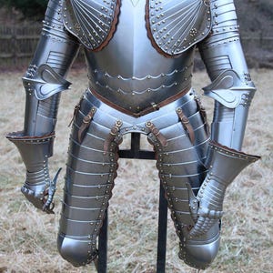 Medieval Knight Steel Cuirassier Armour With Lobster-tailed Pot Helmet ...