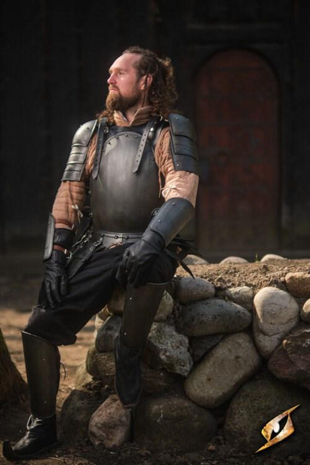 Blackened Steel Knight Armor Suit Full Body Armor With Cuirass ...