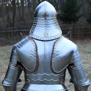 Medieval Knight Steel Cuirassier Armour With Lobster-tailed Pot Helmet ...
