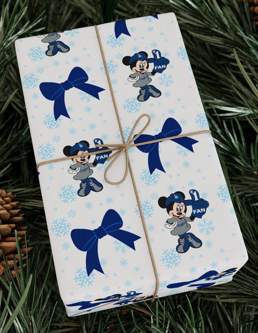 Dodgers Minnie Mouse Wrapping Paper, Holiday Gift Wrap, Disney ...