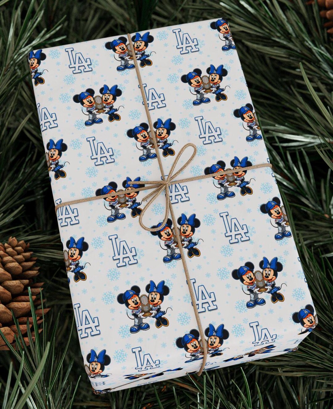 Dodgers Mickey & Minnie Mouse Wrapping Paper, Holiday Gift Wrap ...