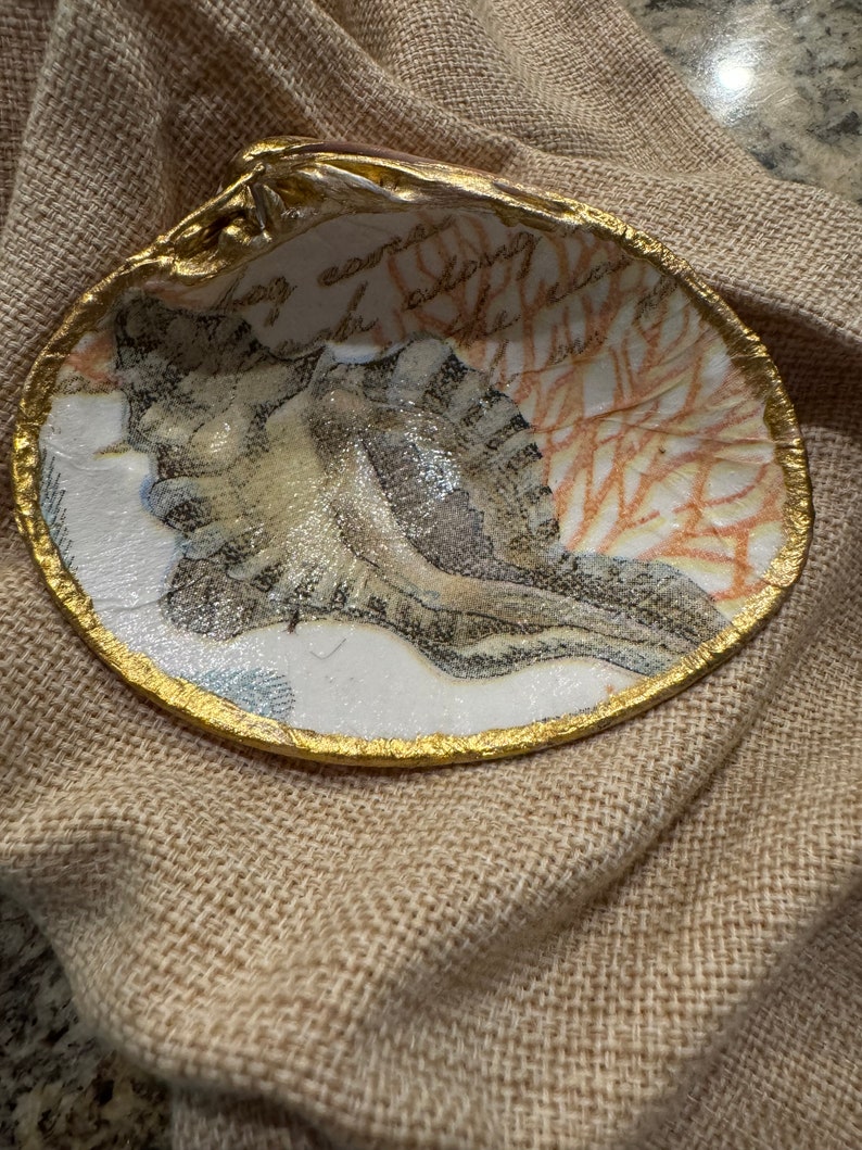 Pretty, Natural Heavy Clam Shell Trinket Holder. Gilded for an Elegant ...