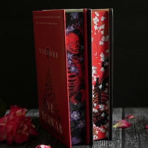 Vicious & Vengeful, Villains Series Hand Painted Book Edges / Sprayed ...