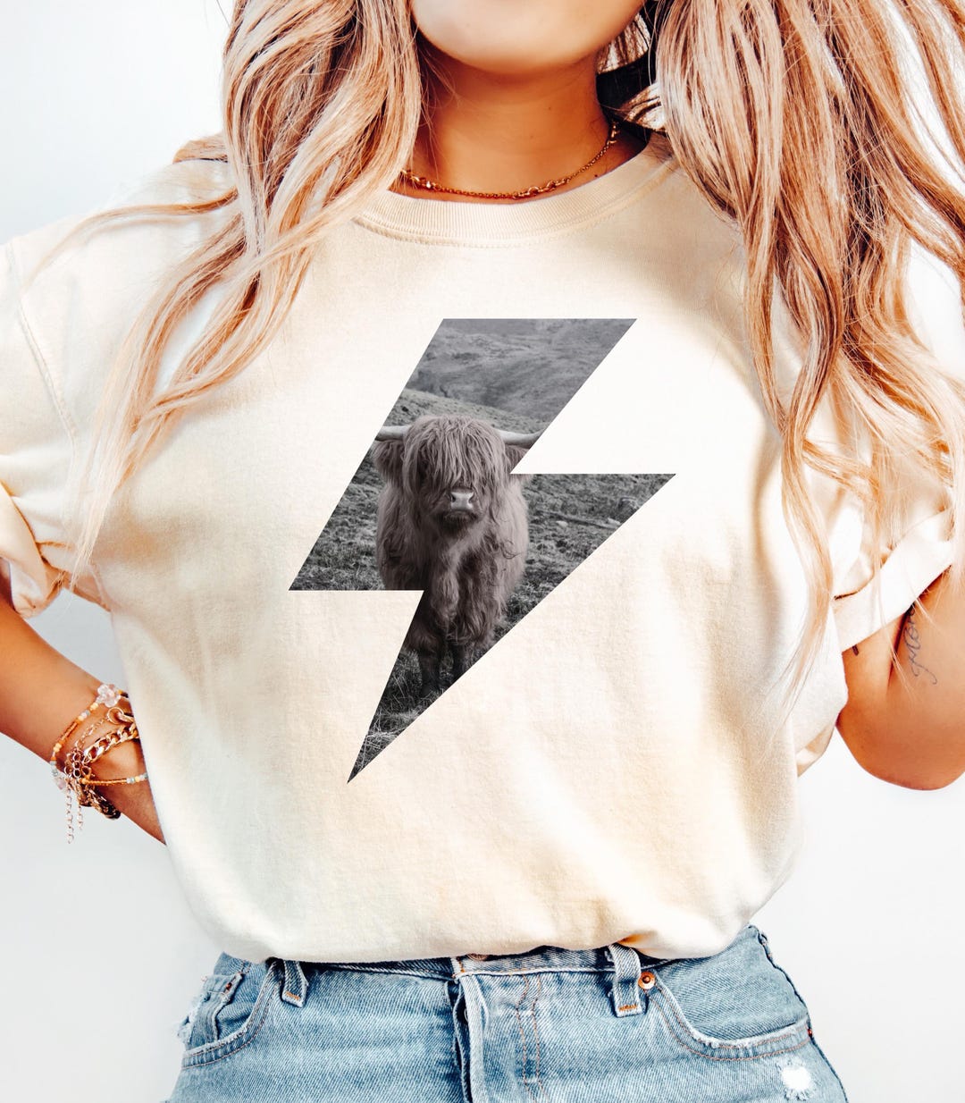 Highland Cow Thunderbolt Style Tshirt, Western Style Tee, Cowgirl Boho ...