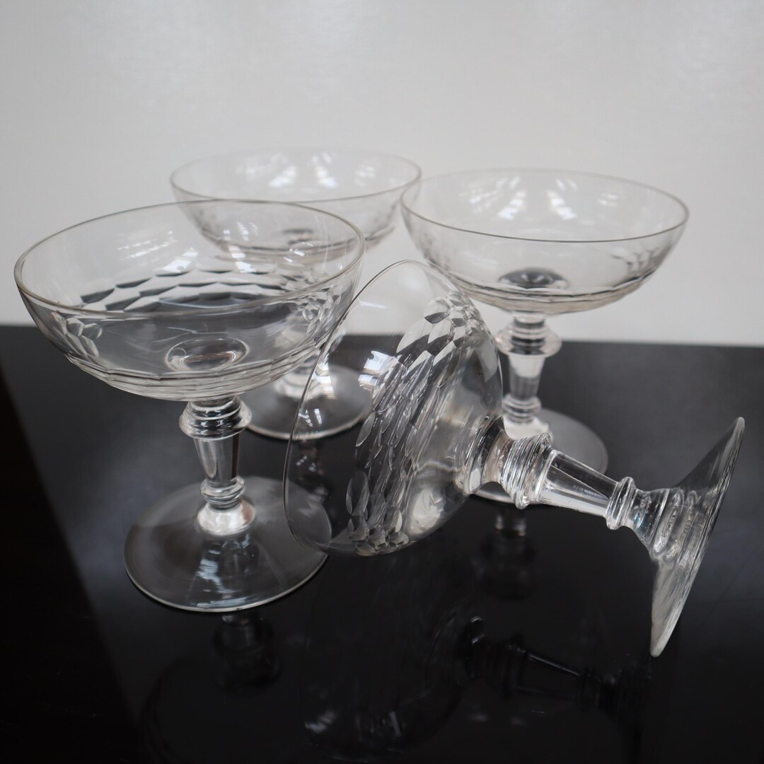Set of 4 20th Century Chiseled Glass Champagne Glasses - Etsy UK