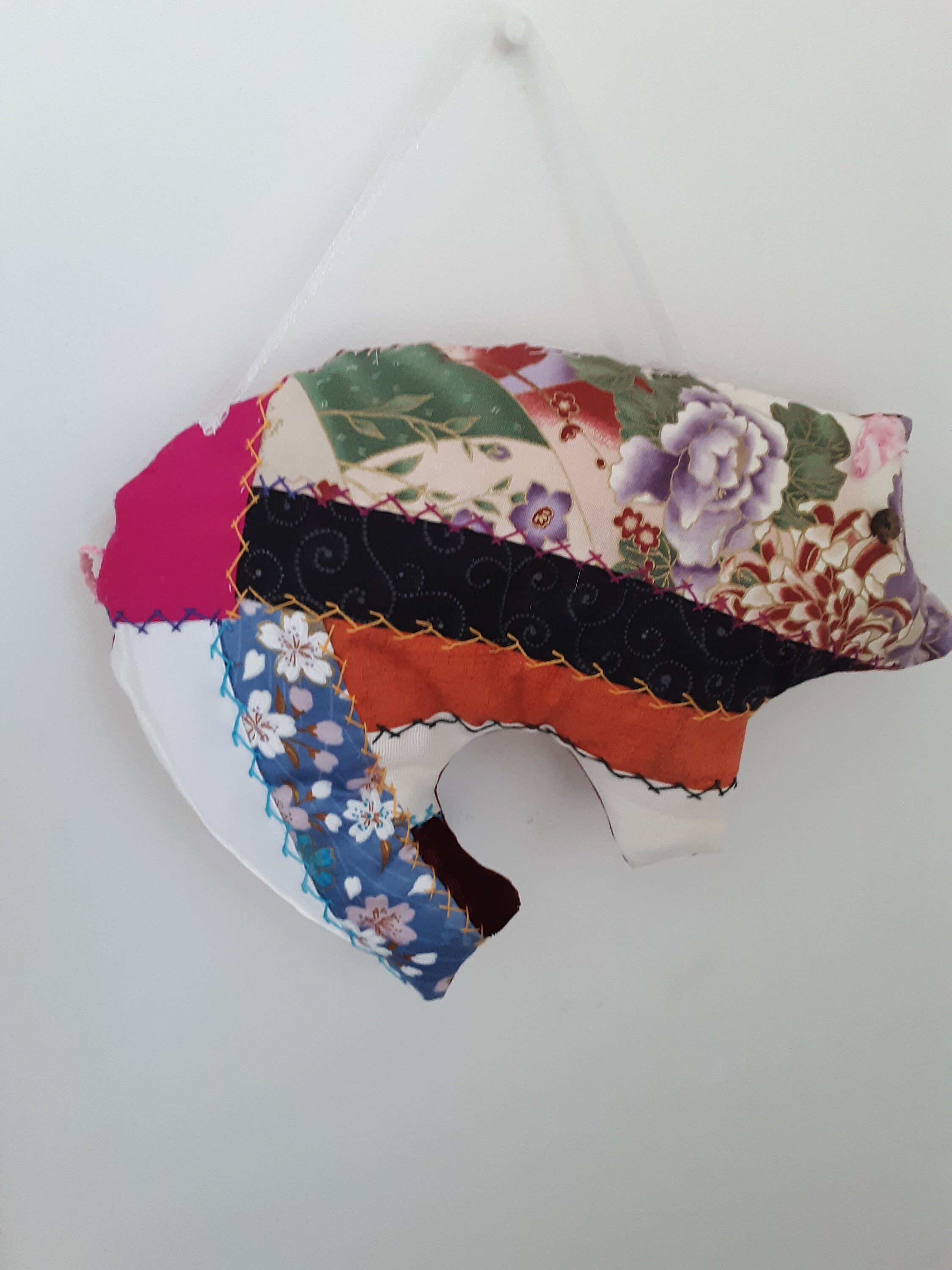 CRAZY QUILT PIG Pincushion or Doorhanger With Yoyo New Silk Patchwork ...