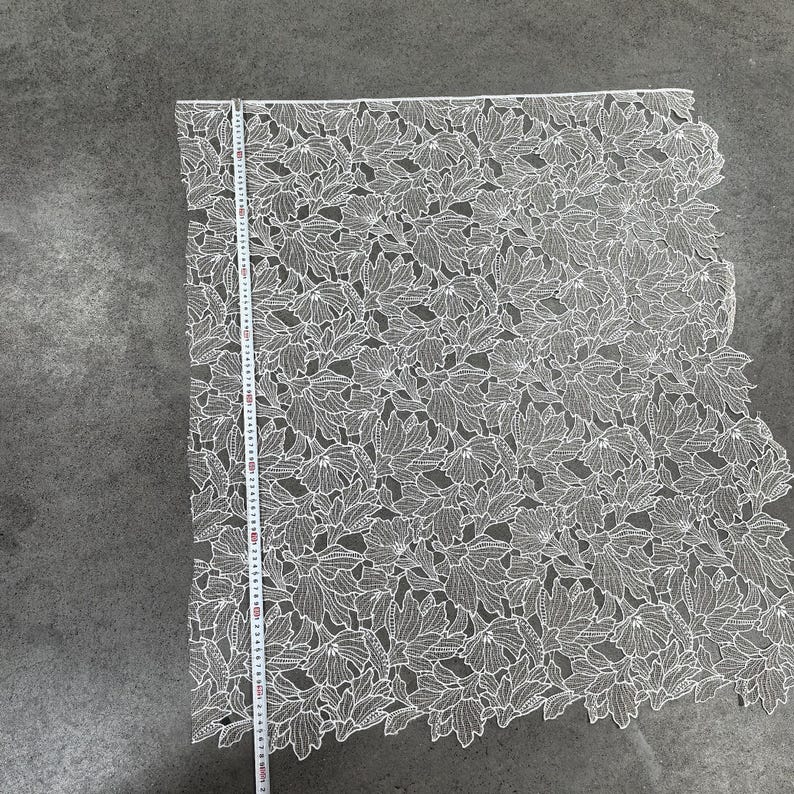 Floral Leaf Guipure Lace Fabric: Two-tone Embroidered Venice Design ...