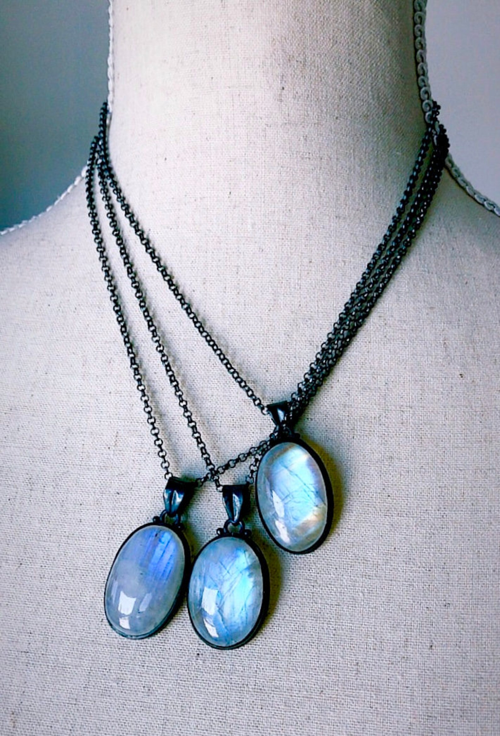 Rainbow Moonstone Necklace Blue Moonstone Pendant Necklace - Etsy