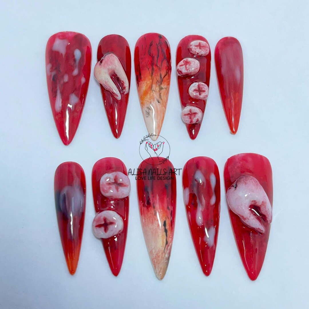 Custom Haunted Teeth Press on Nails, Scream Halloween Nails, Hand ...