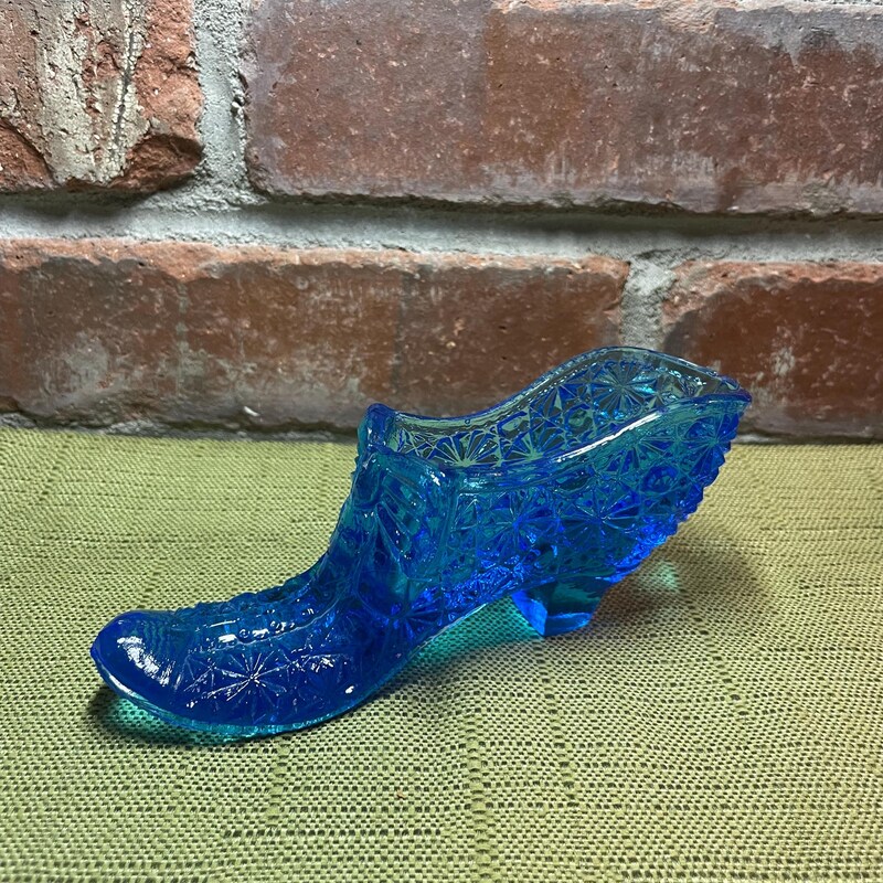 Vintage Glass Shoe - Etsy