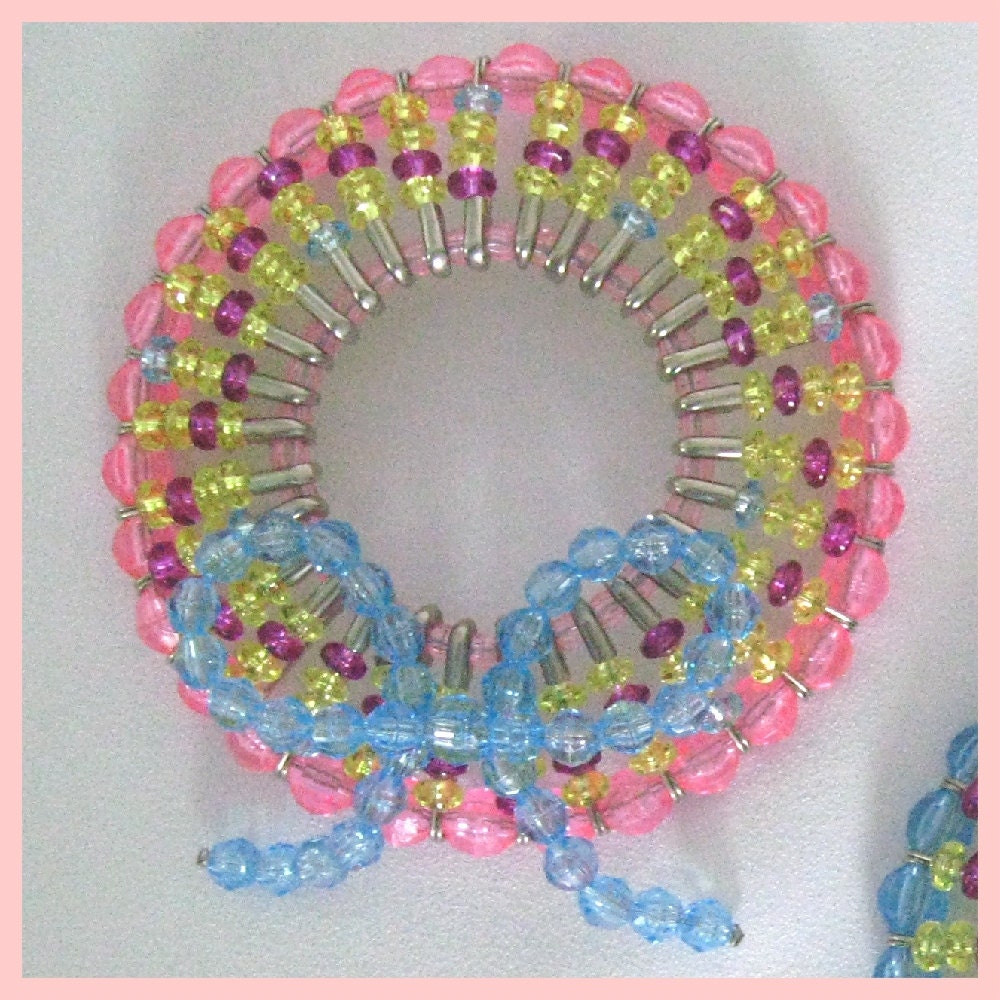 Mini Spring Wreaths Safety Pin and Beading Pattern / Tutorial PDF Step ...