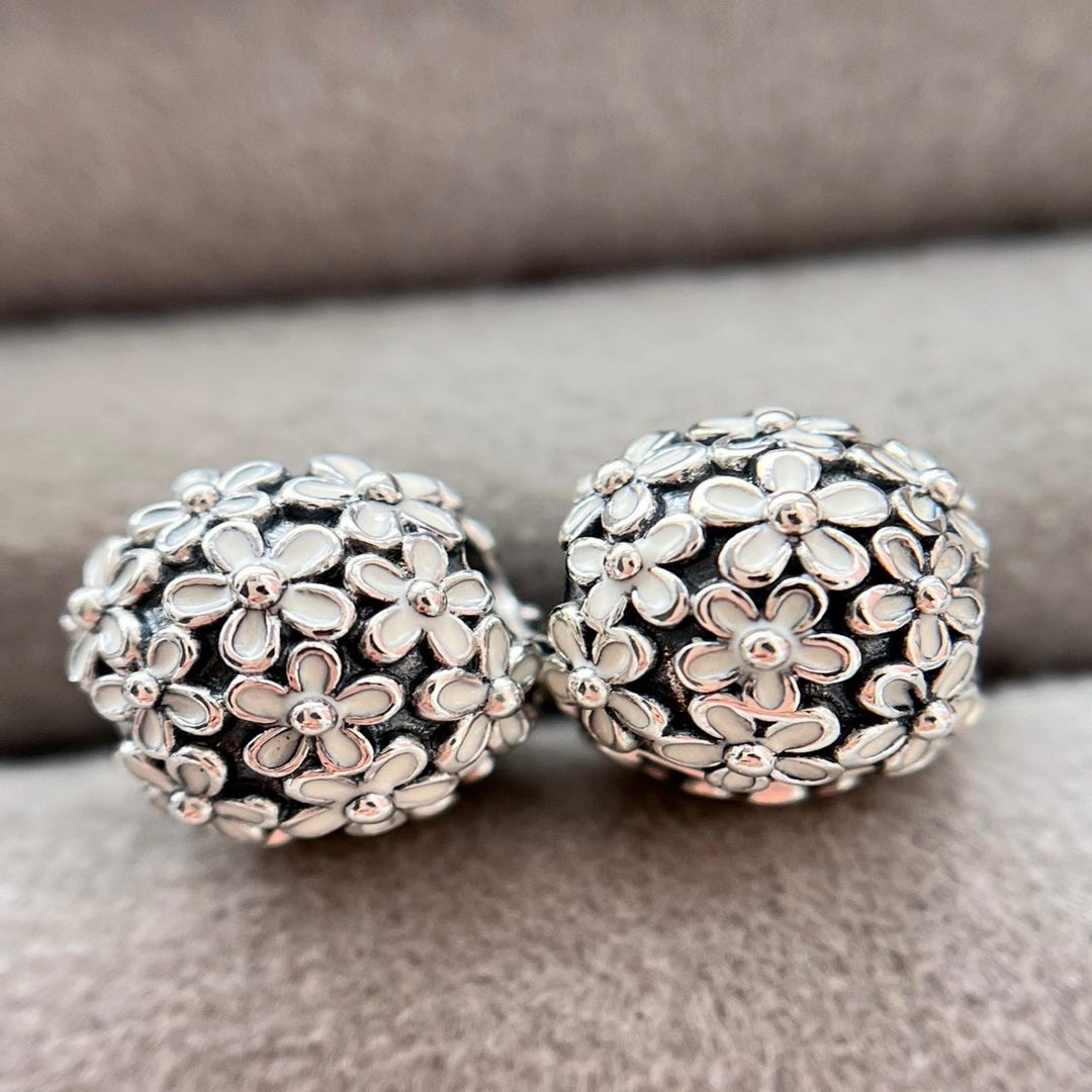 Daisy Charm: 925 Silver Flower Clip With White Enamel - Etsy