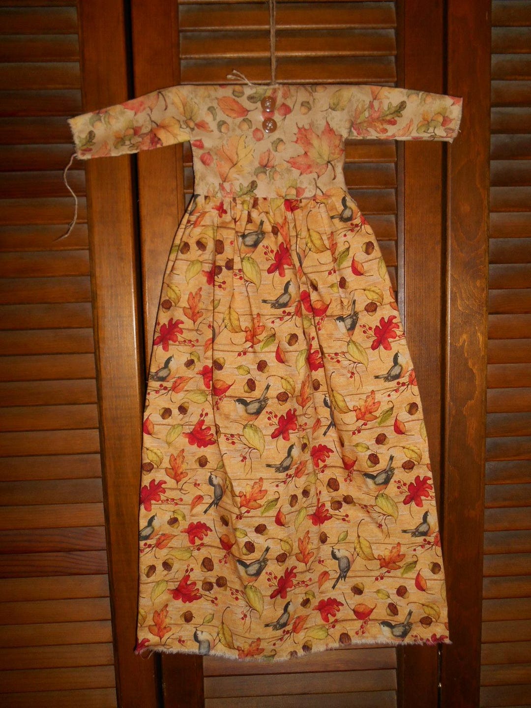 ACORNS LEAVES & BIRDS, Autumn, Fall, Harvest, Primitive Dress Wall ...