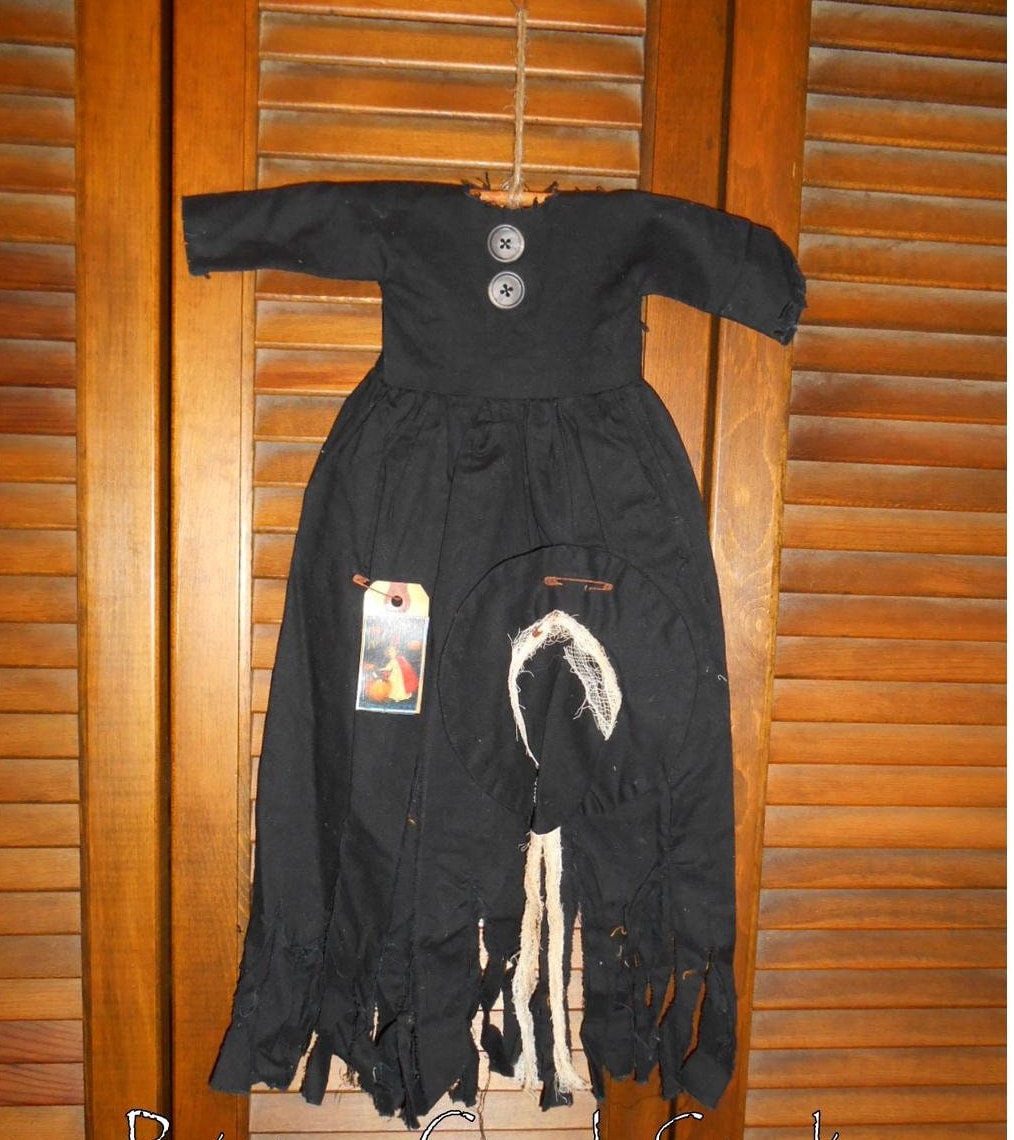 RAGGEDY WITCH, HAG, Primitive Dress Wall Decor, Halloween, Grungy - Etsy