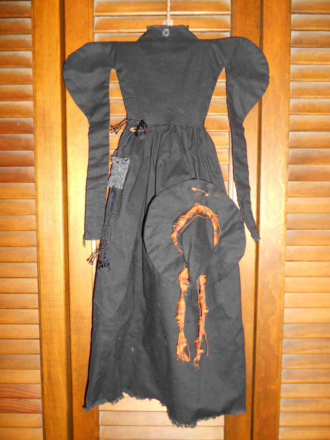 WICKED WITCH MOURNING Style Dress, Primitive Dress Wall Decor, Grungy ...