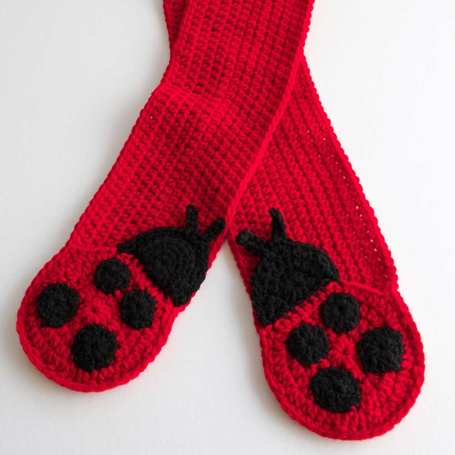 Little Ladybug Crochet Pocket Scarf Pattern PDF - Etsy