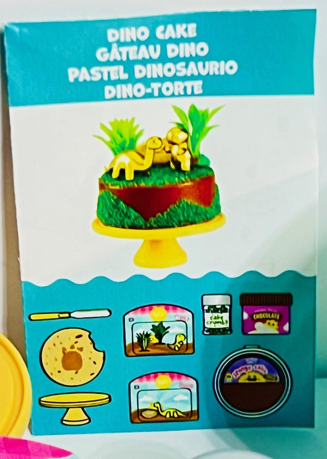 MGA Miniverse Make It Mini Birthday Series 1 Mini Party Tables DINO ...