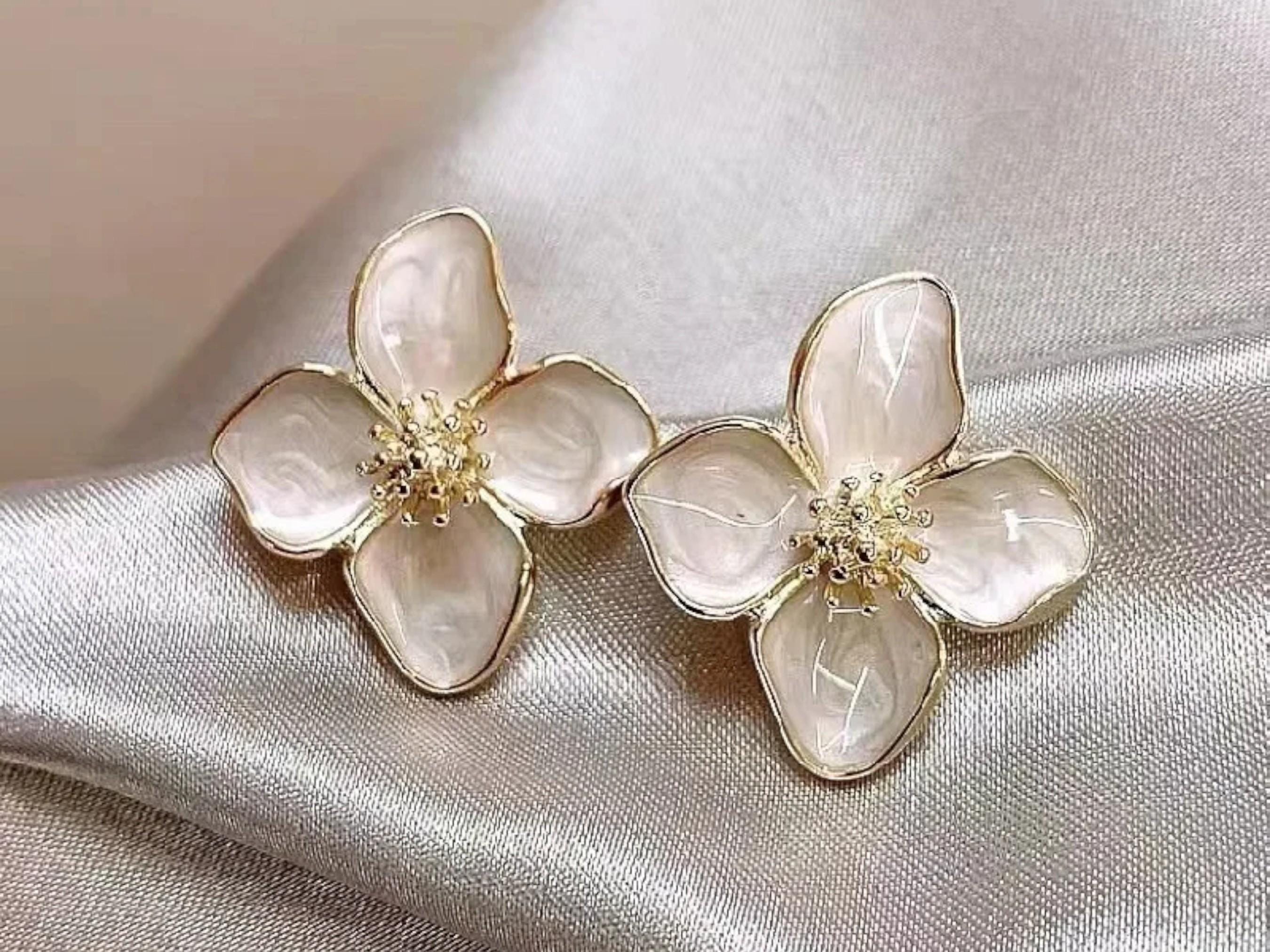 Retro Korean Drip Glaze Red Flower Earrings - Elegant & Delicate ...