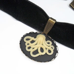 Octopus Kraken Cthulhu Gothic Choker. Tentacle Cameo Velvet | Etsy