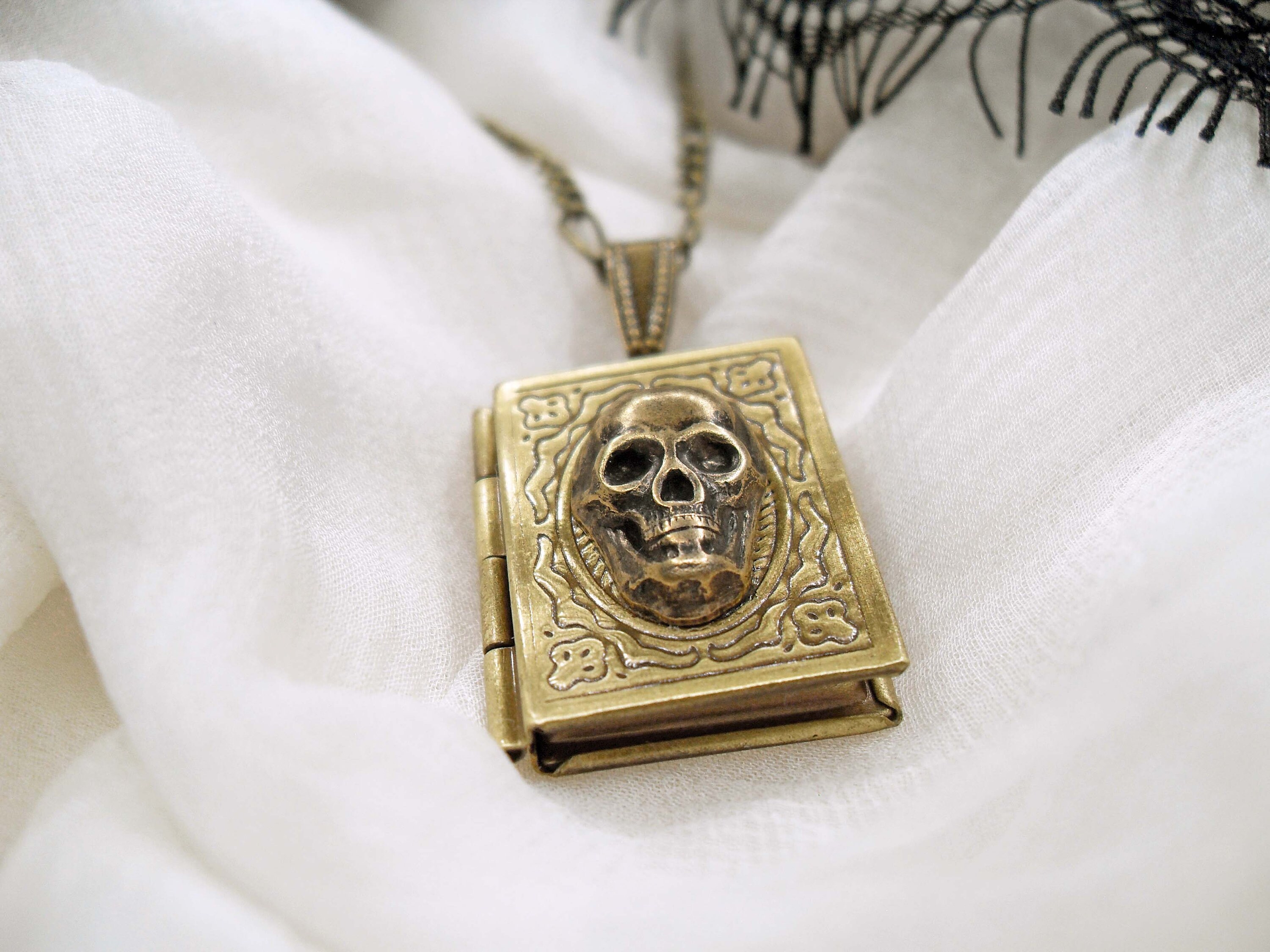 Skull Locket Necklace. Creepy Goth Victorian Jewelry for | Etsy