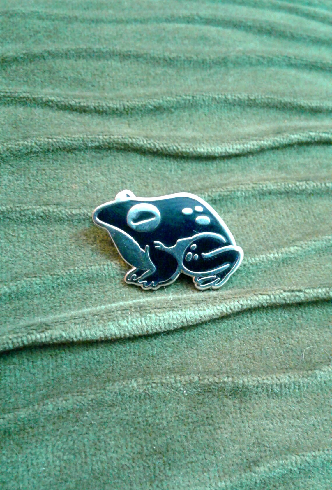 Toadally Cute Witch's Familiar Black Toad Enamel Pin - Etsy