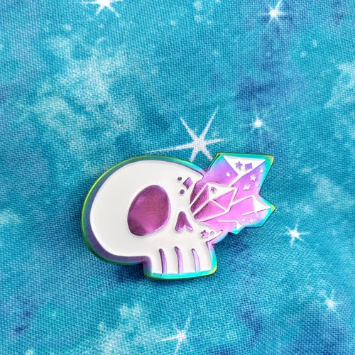 Crystal Skull Rainbow Metal Enamel Pin - Etsy