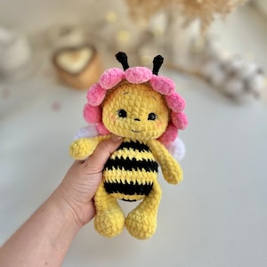 Amigurumi Bee Crochet, Plush Flower Bee Toy (ENG Pattern) - Etsy