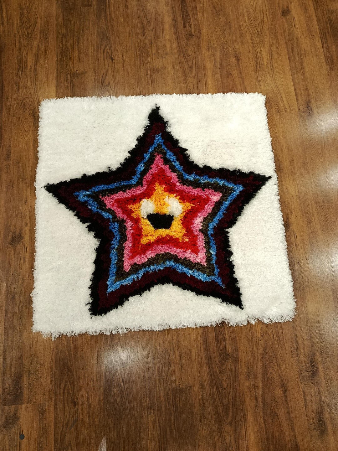 Handmade Tufted Star Rug: Colorful Kids Playroom Carpet (40"x40") - Etsy