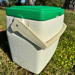 Coleman Oscar Cooler - 1980s Vintage - Etsy
