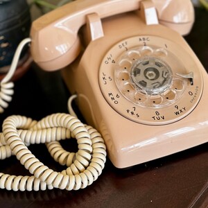 Vintage Beige Rotary Telephone - Etsy