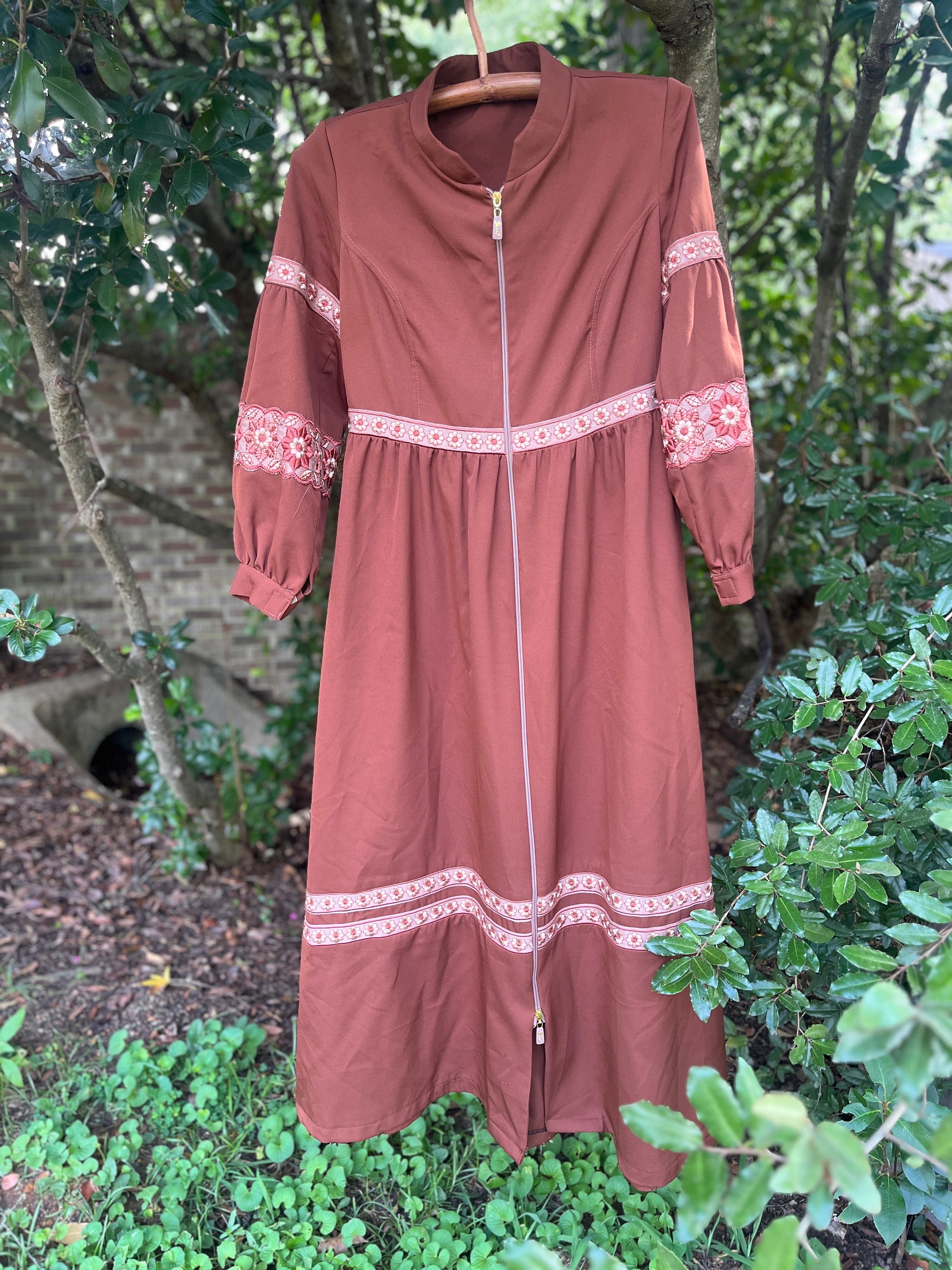 Vintage Mrs. Roper Zippered Long House Dress Prairie Feel Size 40 Small ...