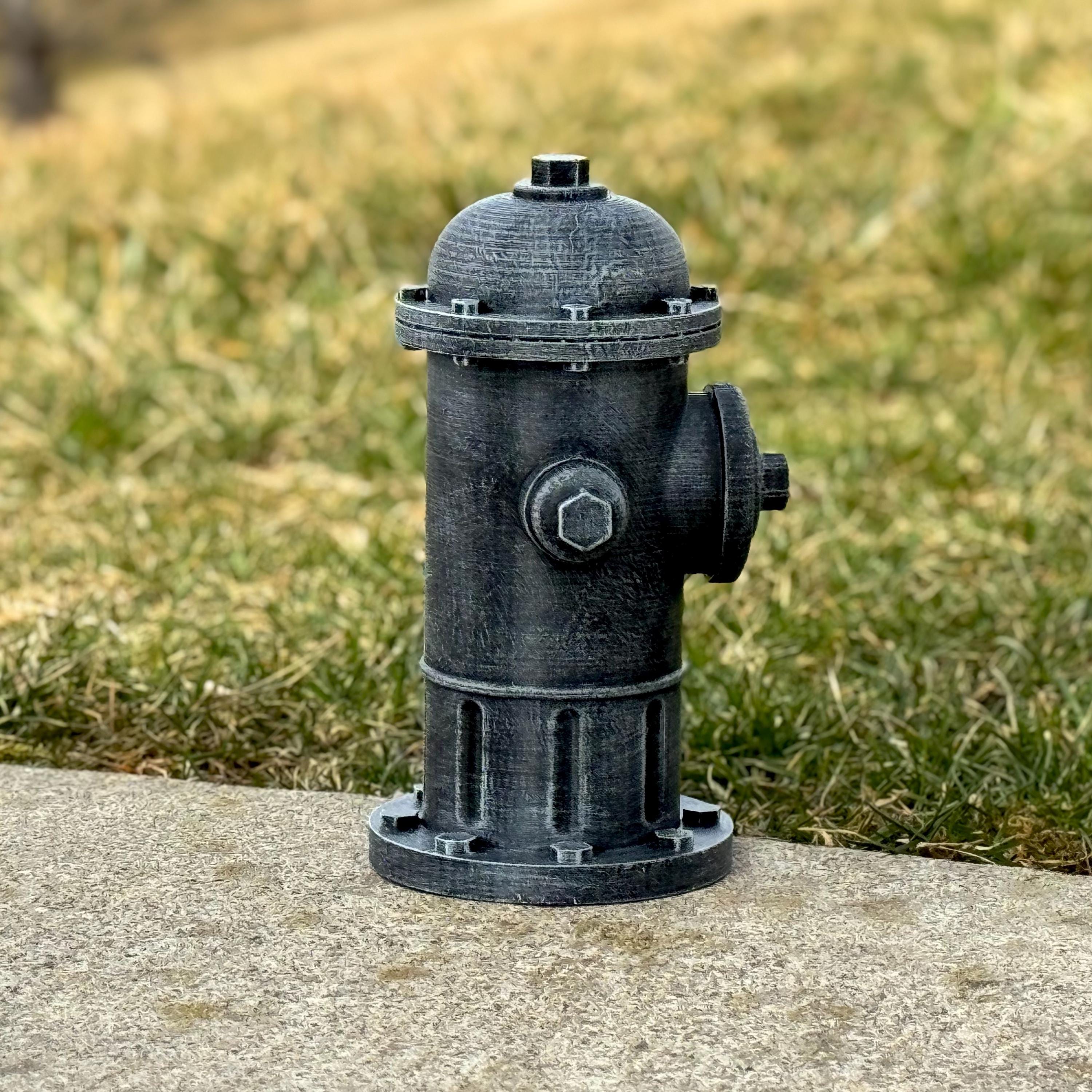 Concrete Fire Hydrant Garden Statue Decorative Fire Hydrant Sculpture ...