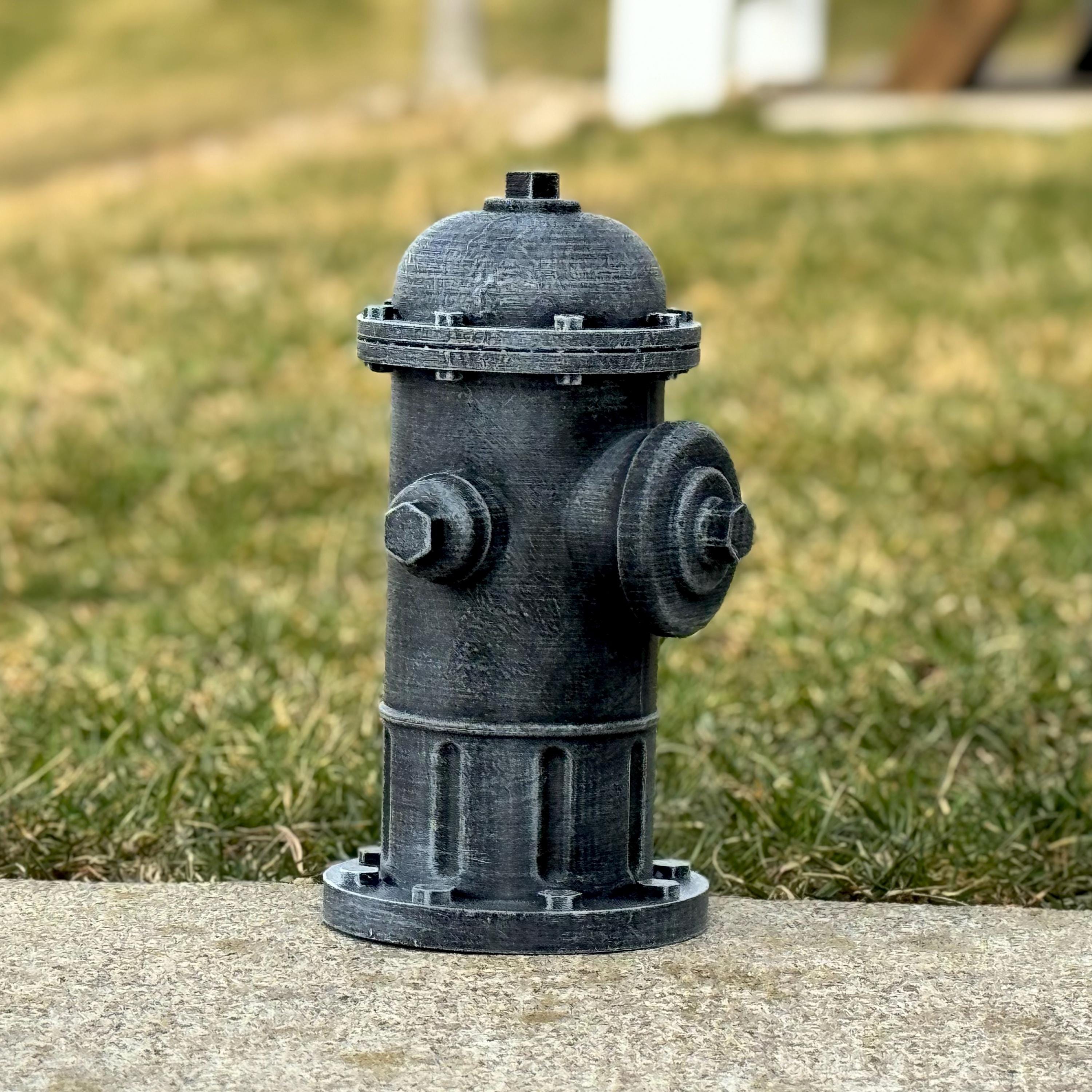 Concrete Fire Hydrant Garden Statue Decorative Fire Hydrant Sculpture ...